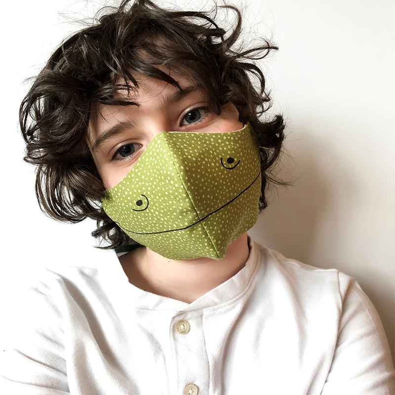 frog face mask – Gogo and Martin